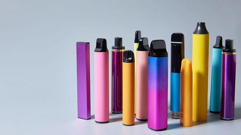 Des millions de vapes à la rue : l'impact écologique alarmant du ...